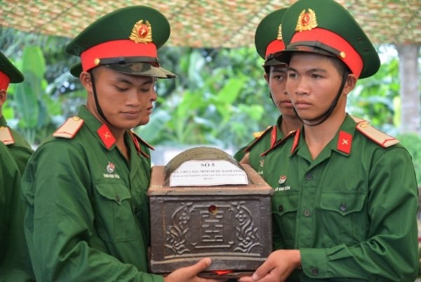Điện Biên: Truy điệu, an táng 6 hài cốt liệt sĩ quân tình nguyện Việt ...