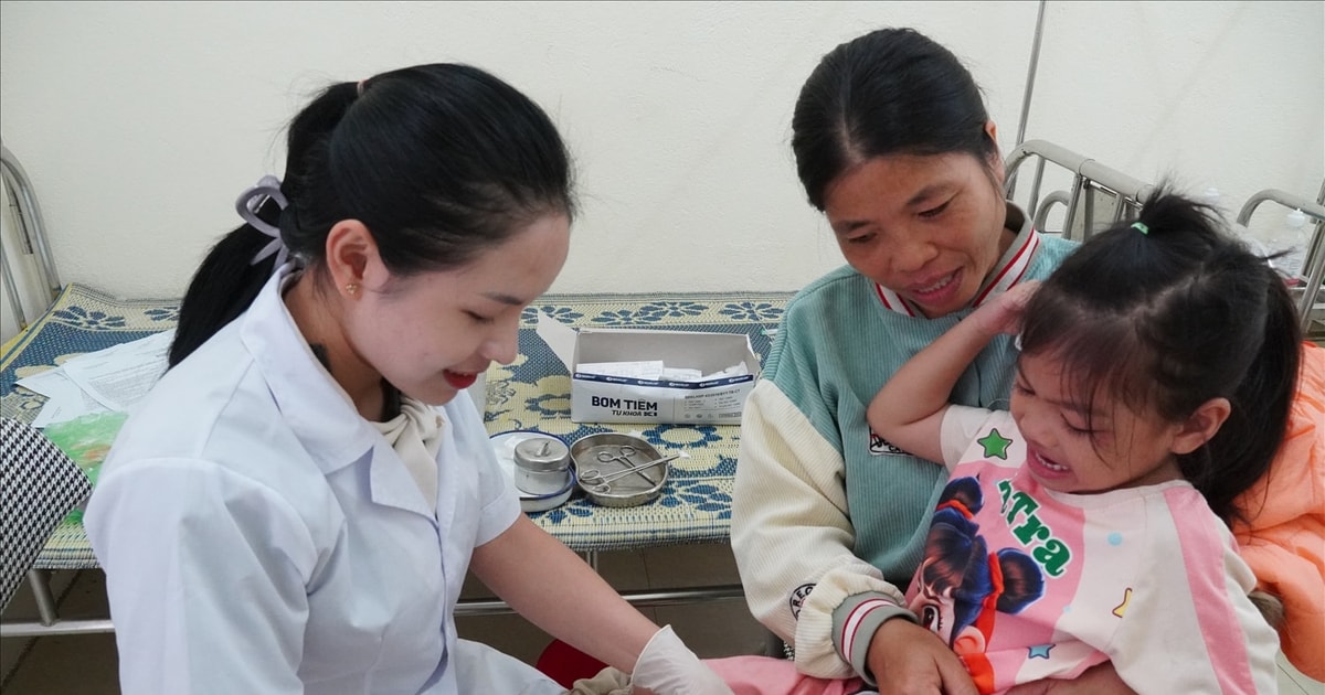 Nhân viên y tế thôn, bản sẽ được tăng hỗ trợ từ 15/7